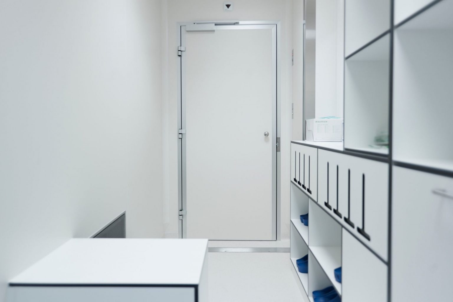 Cleanroom Furniture – Cleangrad